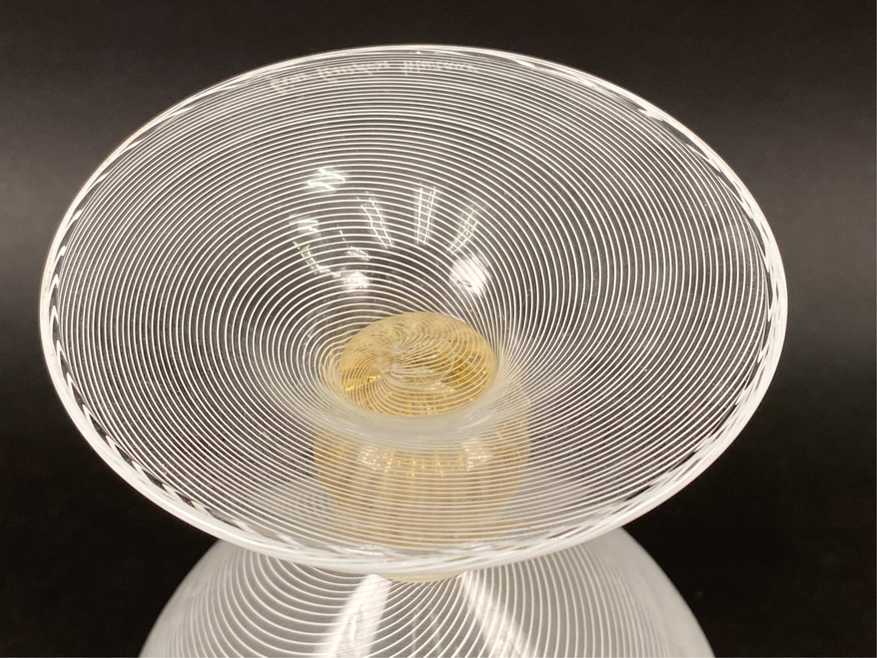Gino Cenedese | GINO CENEDESE MURANO SWIRL GLASS VASE | MutualArt