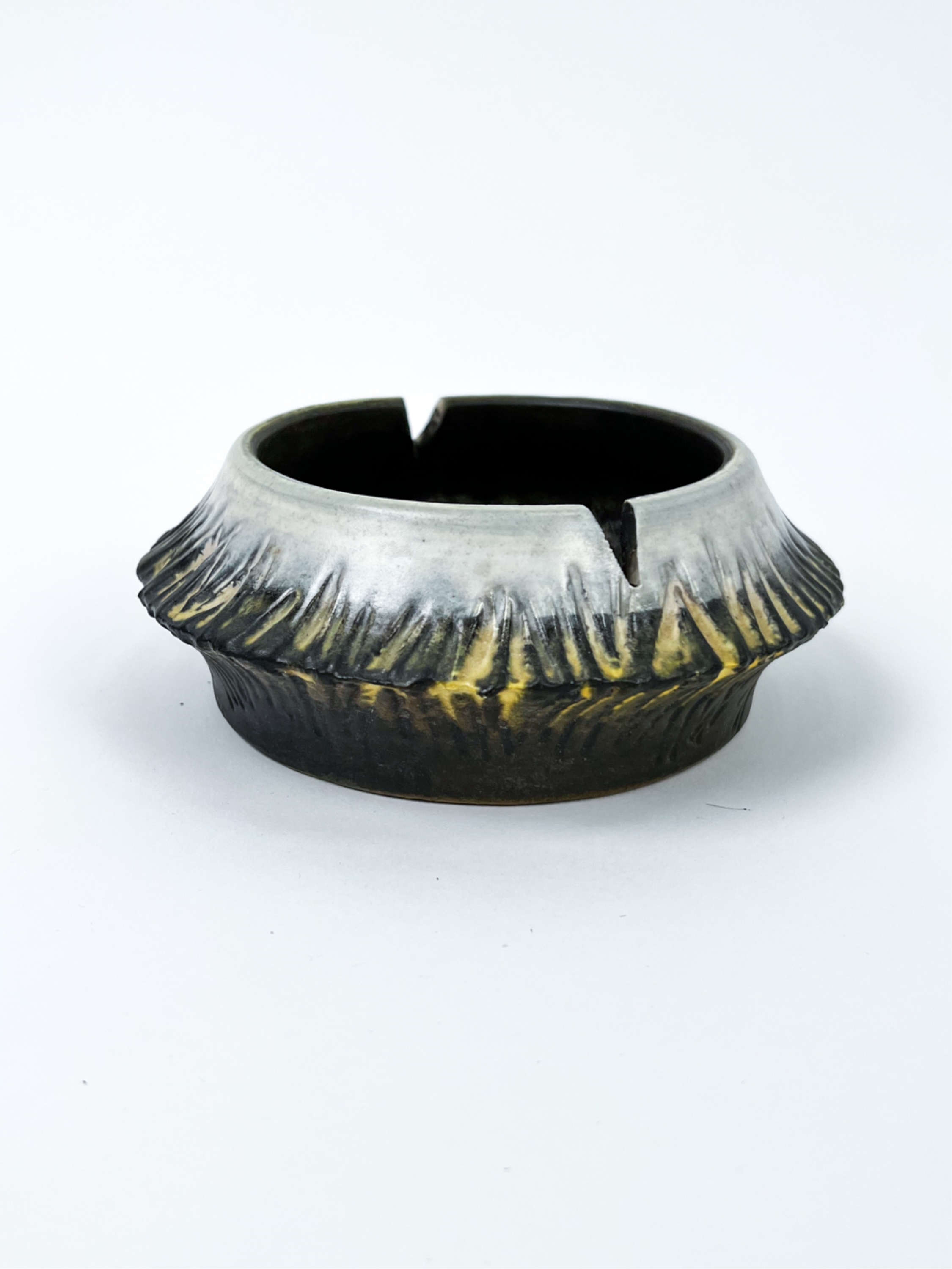 Marcello Fantoni | MARCELLO FANTONI FOR RAYMOR SGRAFFITO ASHTRAY ...