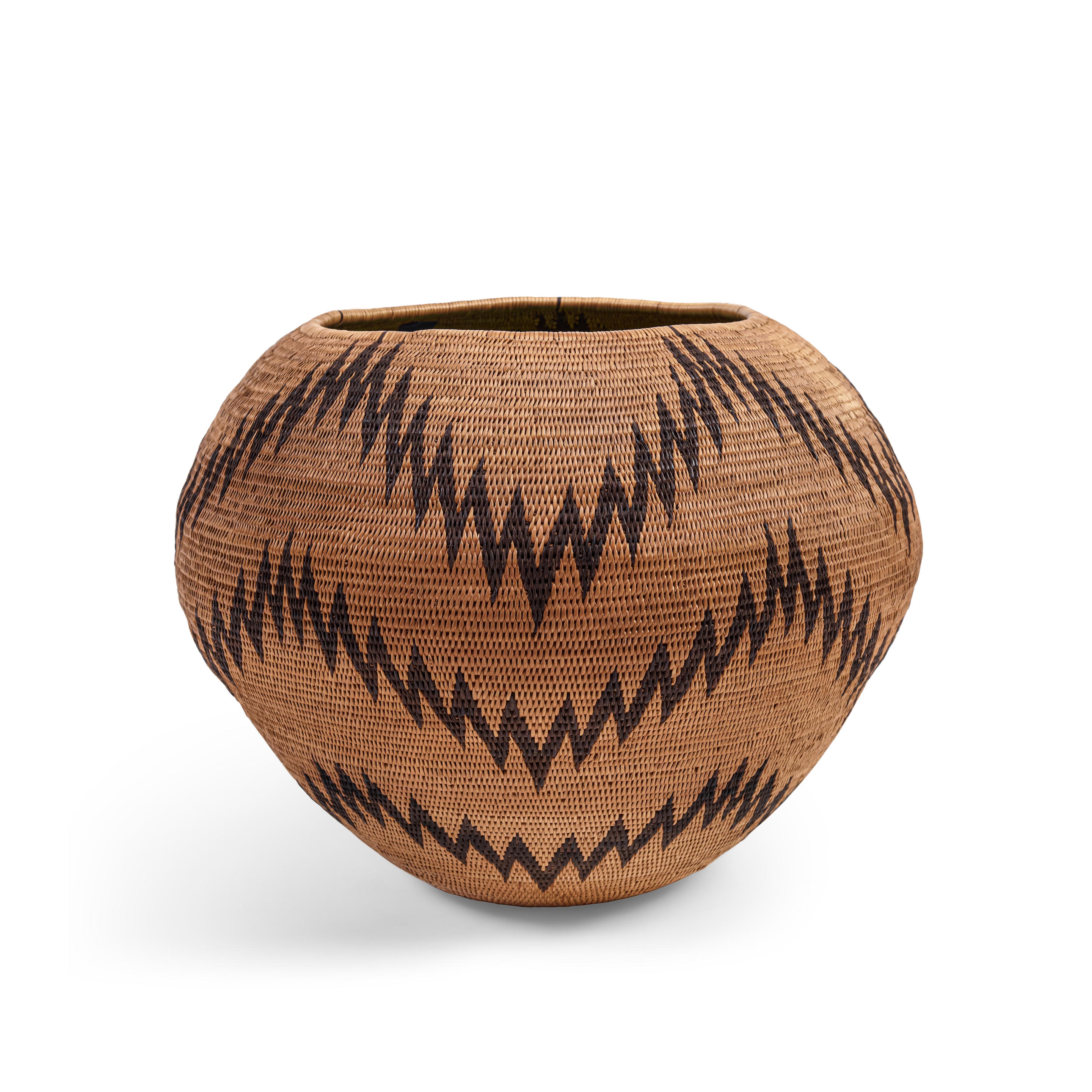 Louisa Keyser | A Louisa Keyser / Dat-so-la-lee degikup basket | MutualArt