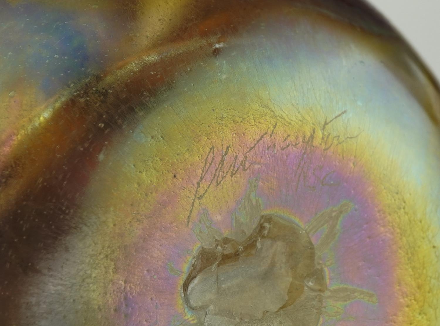 Peter Layton | iridescent art glass vase with combed decoration | MutualArt