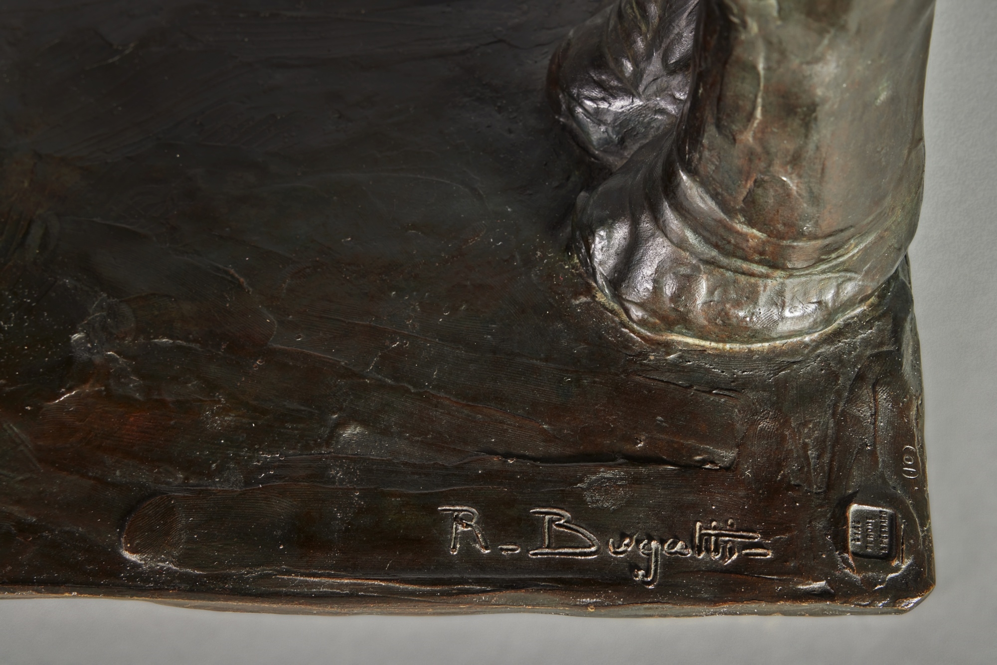 Rembrandt Bugatti | Éléphant au Repos (Circa 1909) | MutualArt