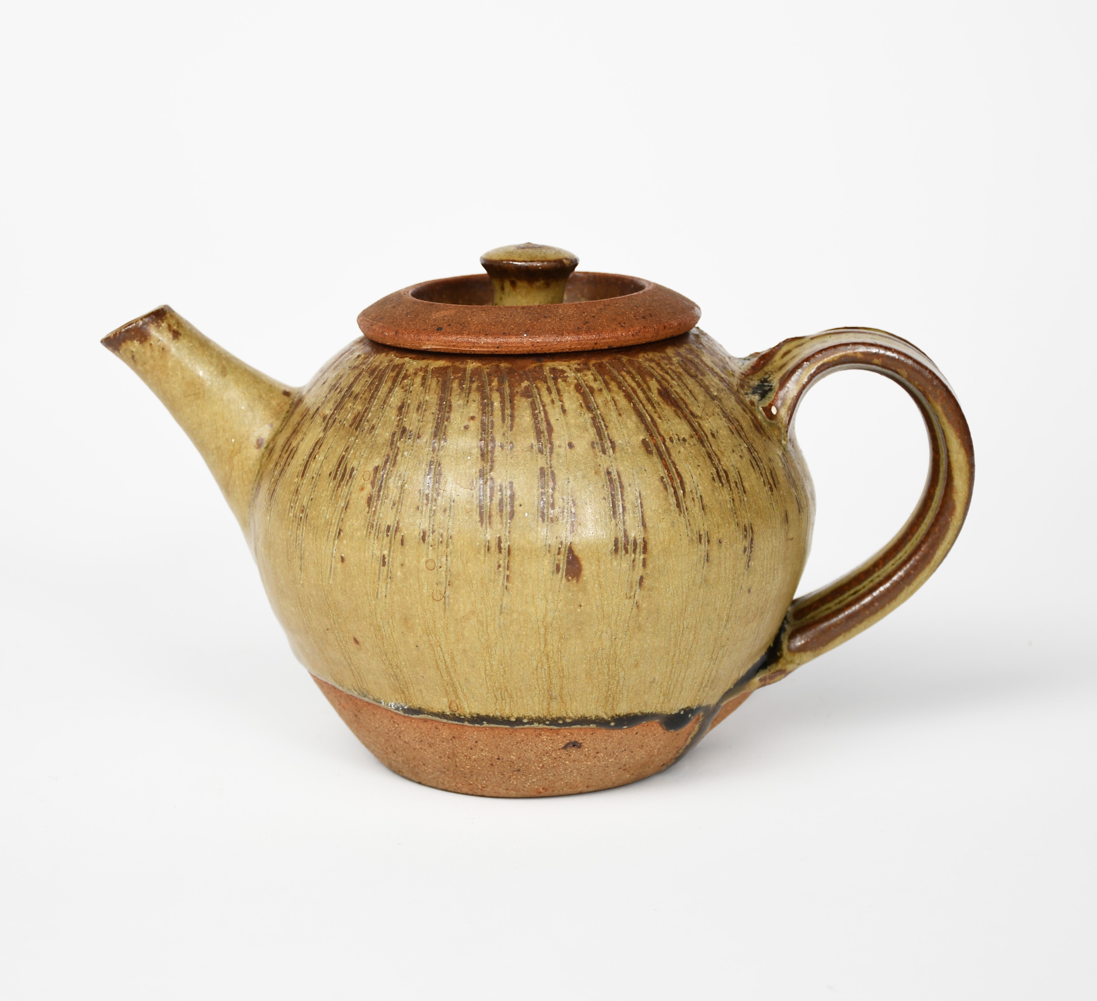 Richard Batterham | teapot and cover, with vertical incised decoration ...