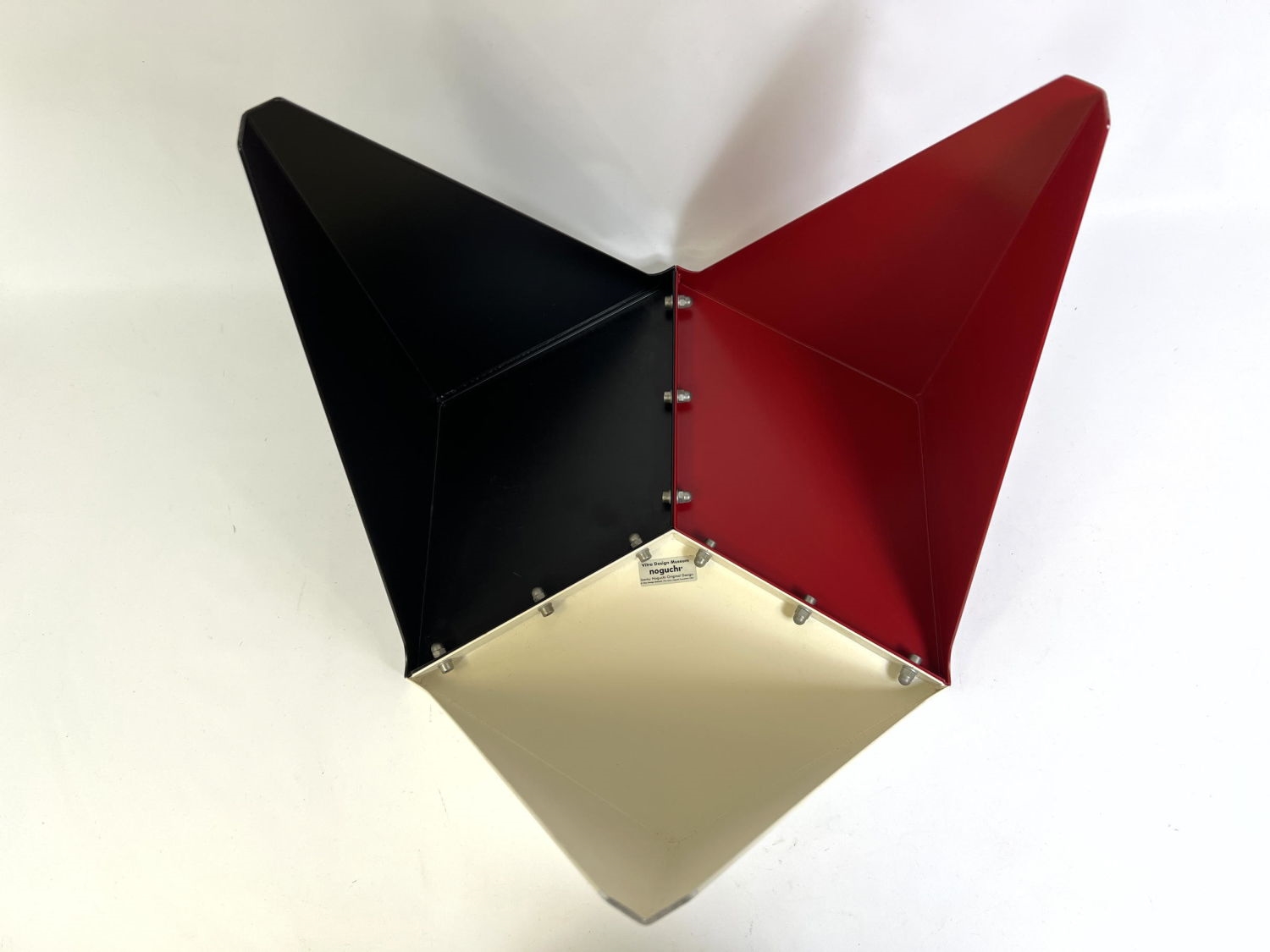 Isamu Noguchi | Isamu Noguchi Vitra Edition Tri Color Prismatic ...
