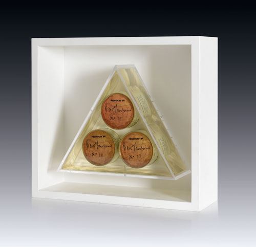 Manzoni Piero | multiple cans by Piero Manzoni specimens nos. 16-17-18 ...