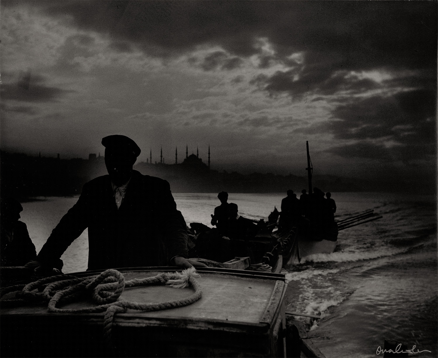Ara Güler | KUMKAPI FISHERMEN RETURNING TO PORT IN THE FIRST LIGHT OF ...
