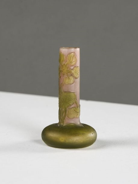 Emile Gallé | Signature in reserve engraved in cameo with the acid ...