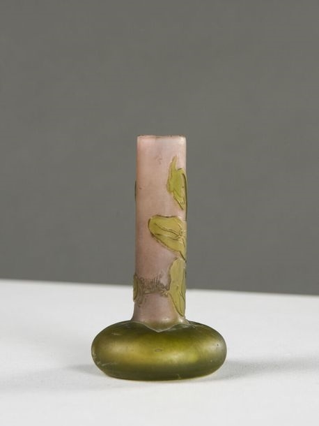 Emile Gallé | Signature in reserve engraved in cameo with the acid ...