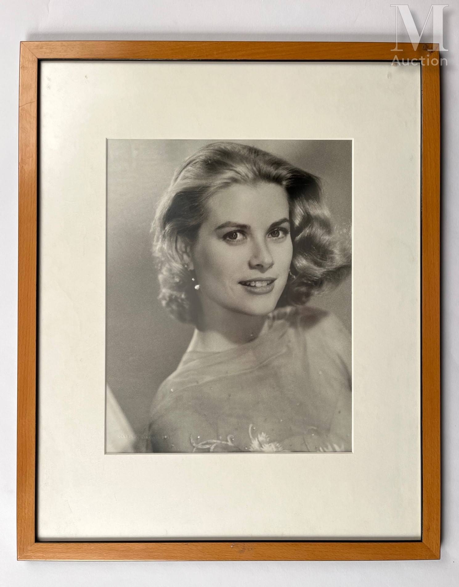 Grace Kelly Autograph