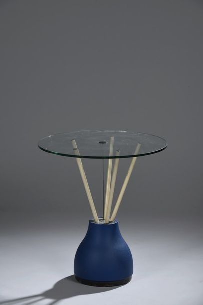 Giovanni Levanti | Nido pedestal table | MutualArt