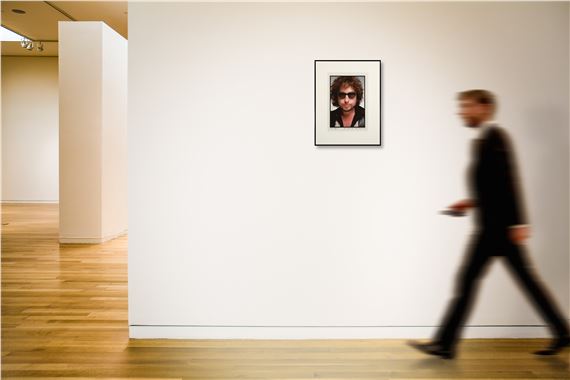Annie Leibovitz | Bob Dylan (1977) | MutualArt