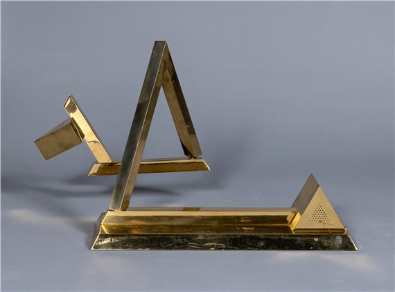 Yonel Lebovici | Pyramide Pantographe (1978) | MutualArt