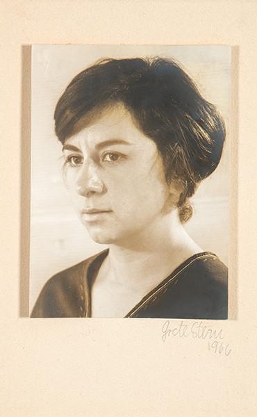 Grete Stern | Retrato de Silvia Coppola (1966) | MutualArt