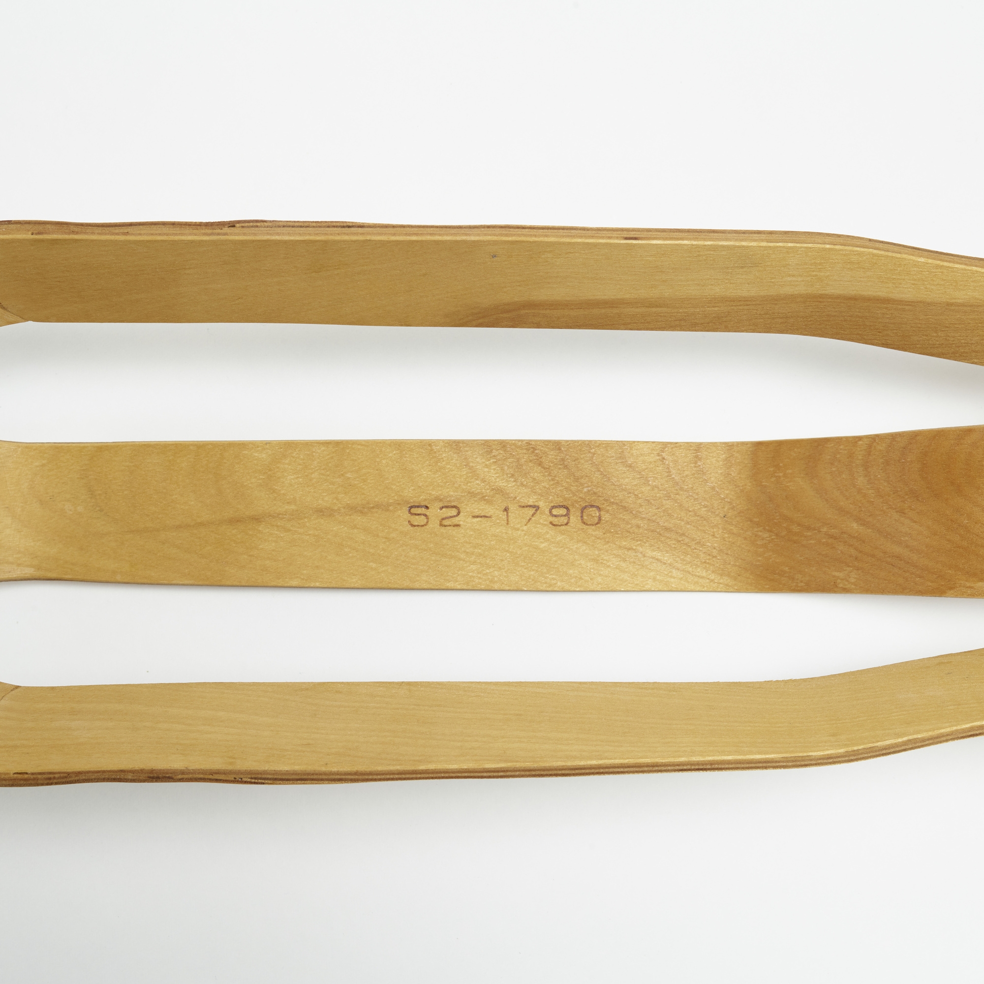 Charles & Ray Eames | Leg splint, model S2-1790 (1943) | MutualArt