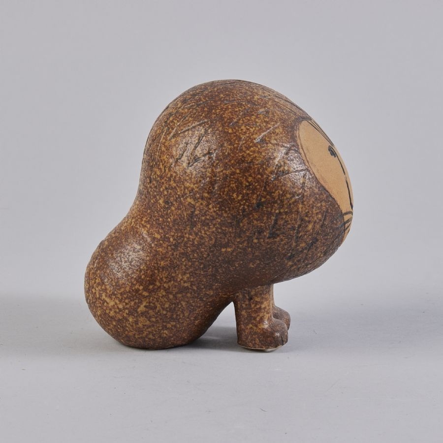 Lisa Larson | Skulptur, Lejon ur serien Afrika, Gustavsberg | MutualArt