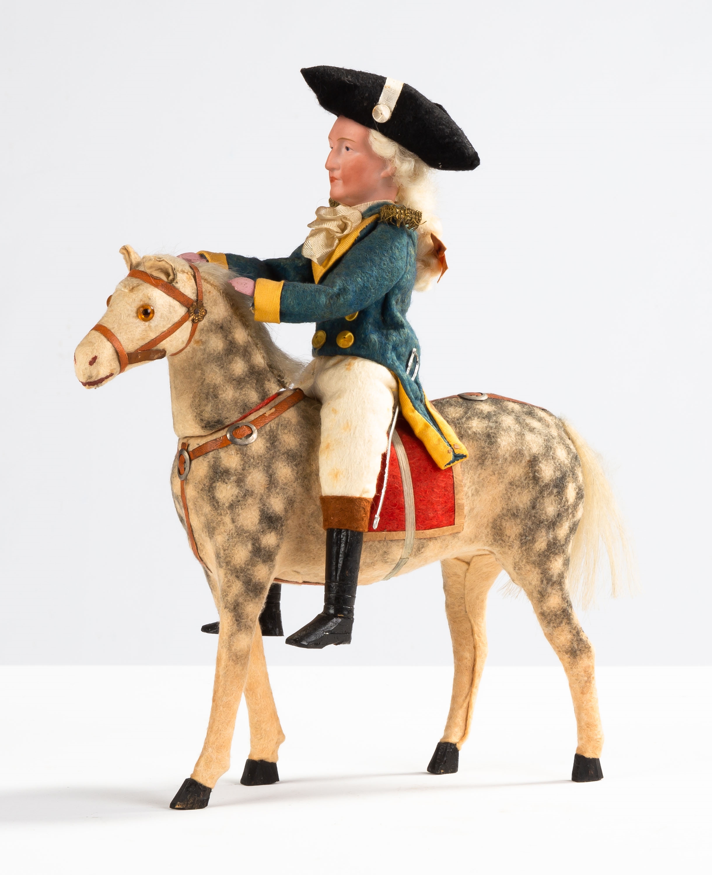 Georges Washington | German Paper Candy Container | MutualArt