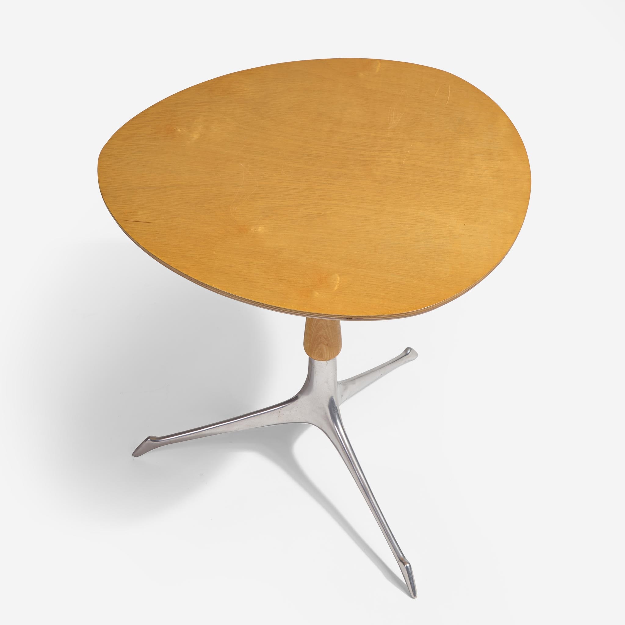 Vladimir Kagan | Tri-Symmetric Side Table, Kagan-Dreyfuss, Inc., USA, circa 1958 | MutualArt