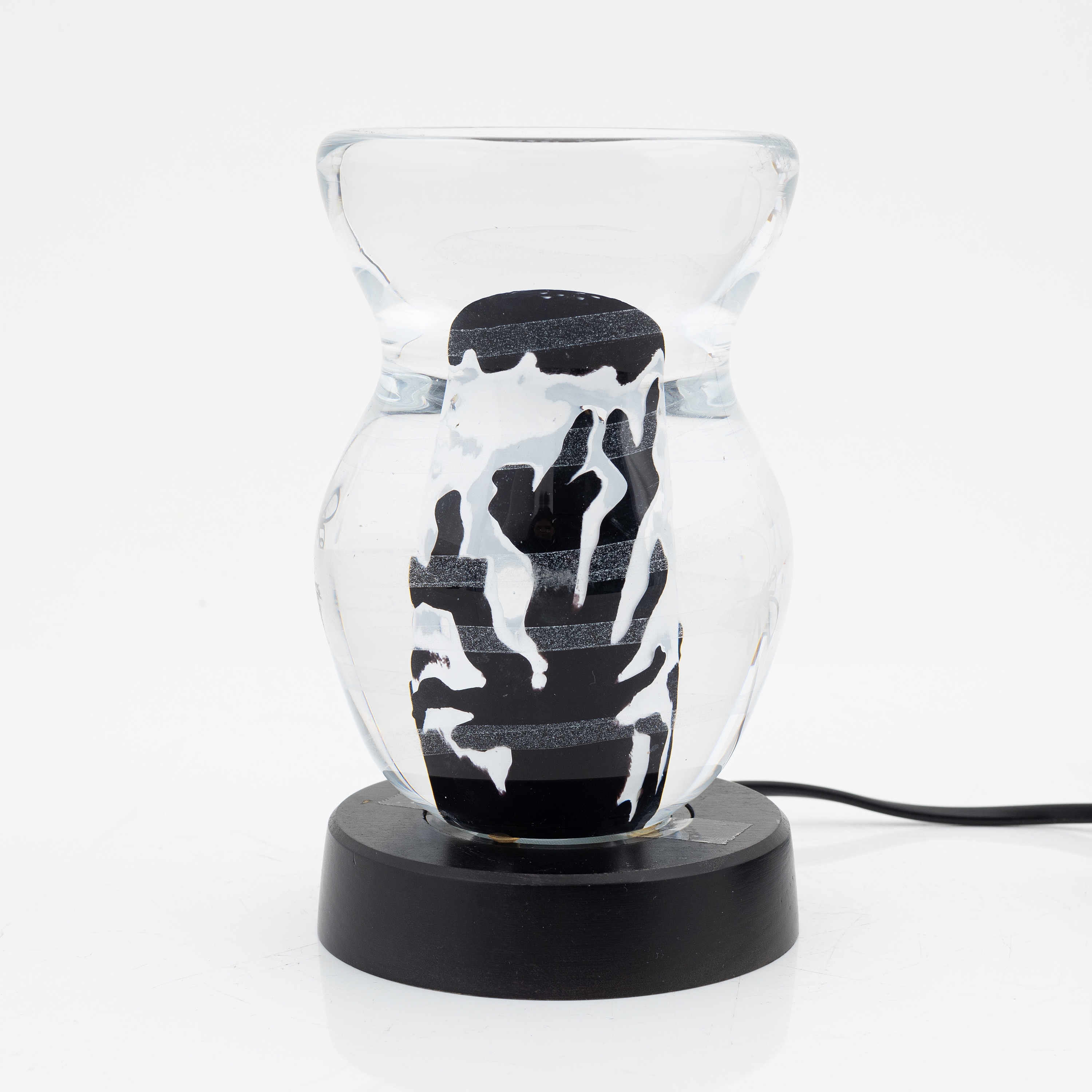 Astrid Gate | A seahorse and seaweed. (2005) | MutualArt