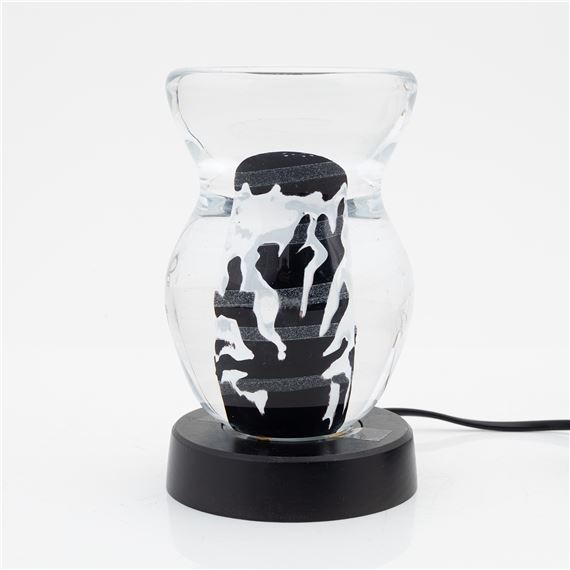 Astrid Gate | A seahorse and seaweed. (2005) | MutualArt