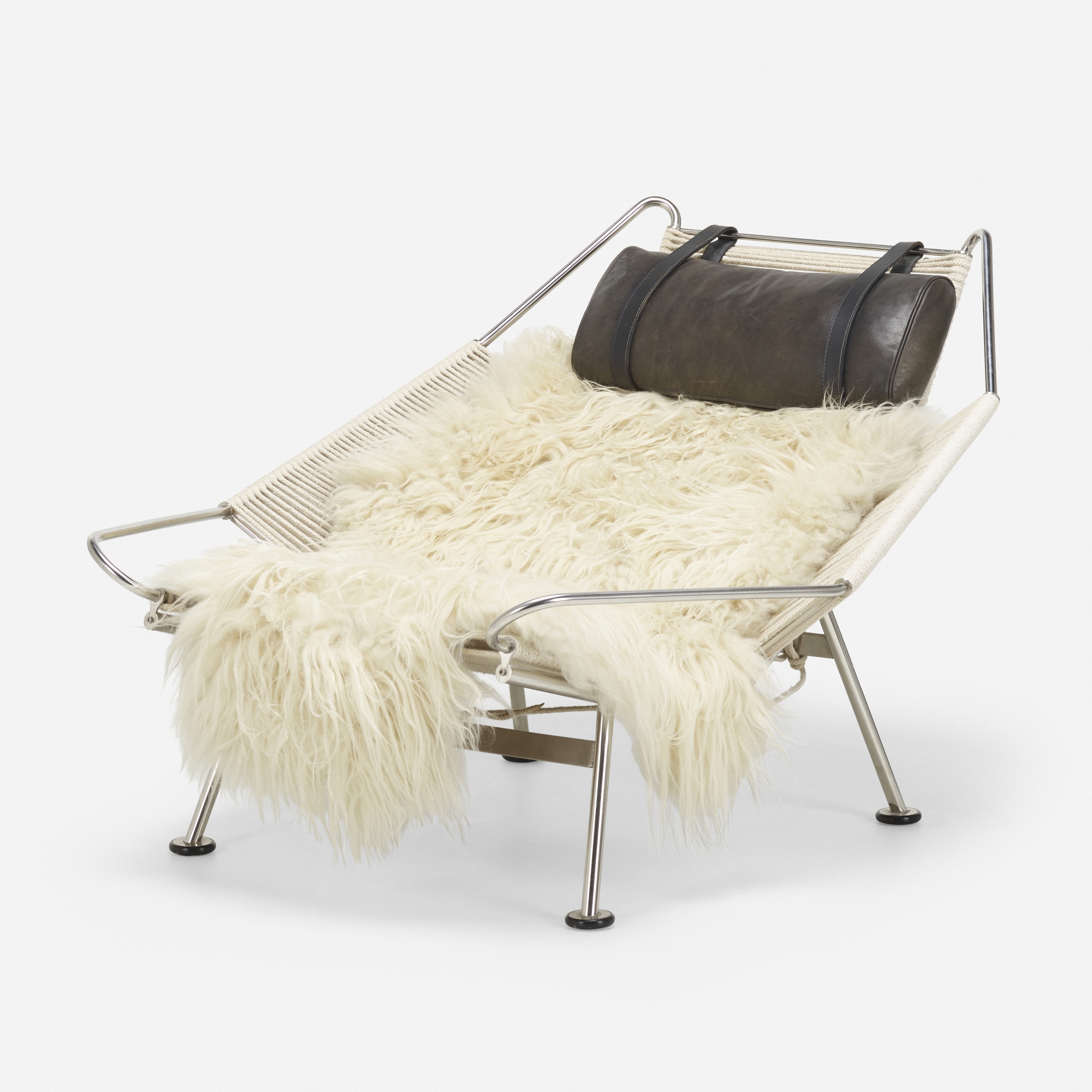 Hans J. Wegner | Flag Halyard lounge chair (1950 - 2006) | MutualArt