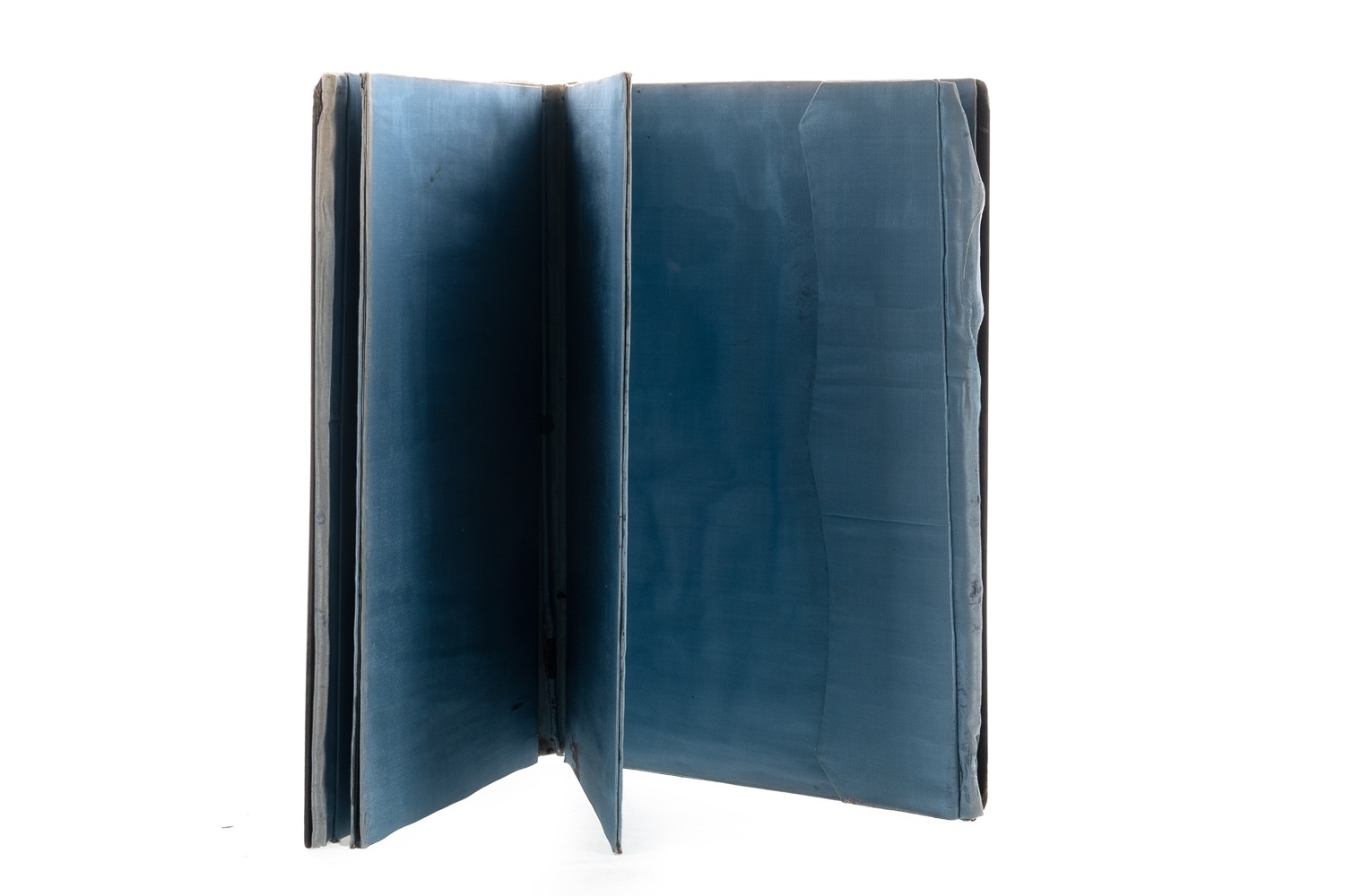 Jennens & Bettridge | A CHINOISERIE PAPIER-MACHE FOLDER/ALBUM BY ...