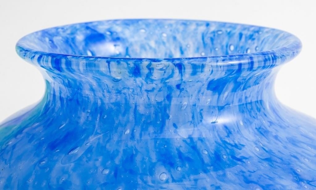 Frederick Carder | Carder Steuben Blue Cluthra Glass Vase | MutualArt
