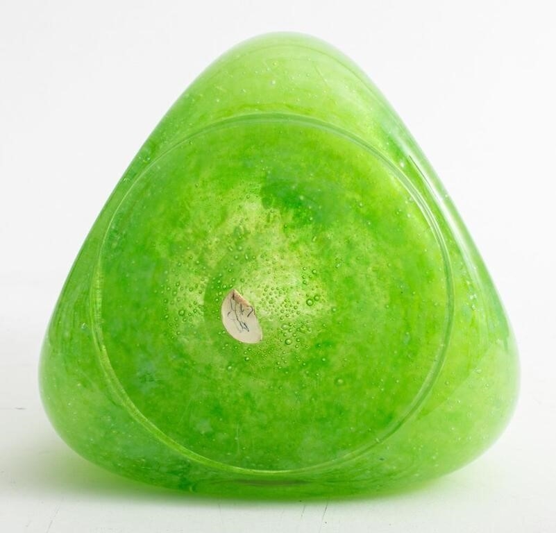 Frederick Carder | Carder Steuben Green Cluthra Glass Vase | MutualArt