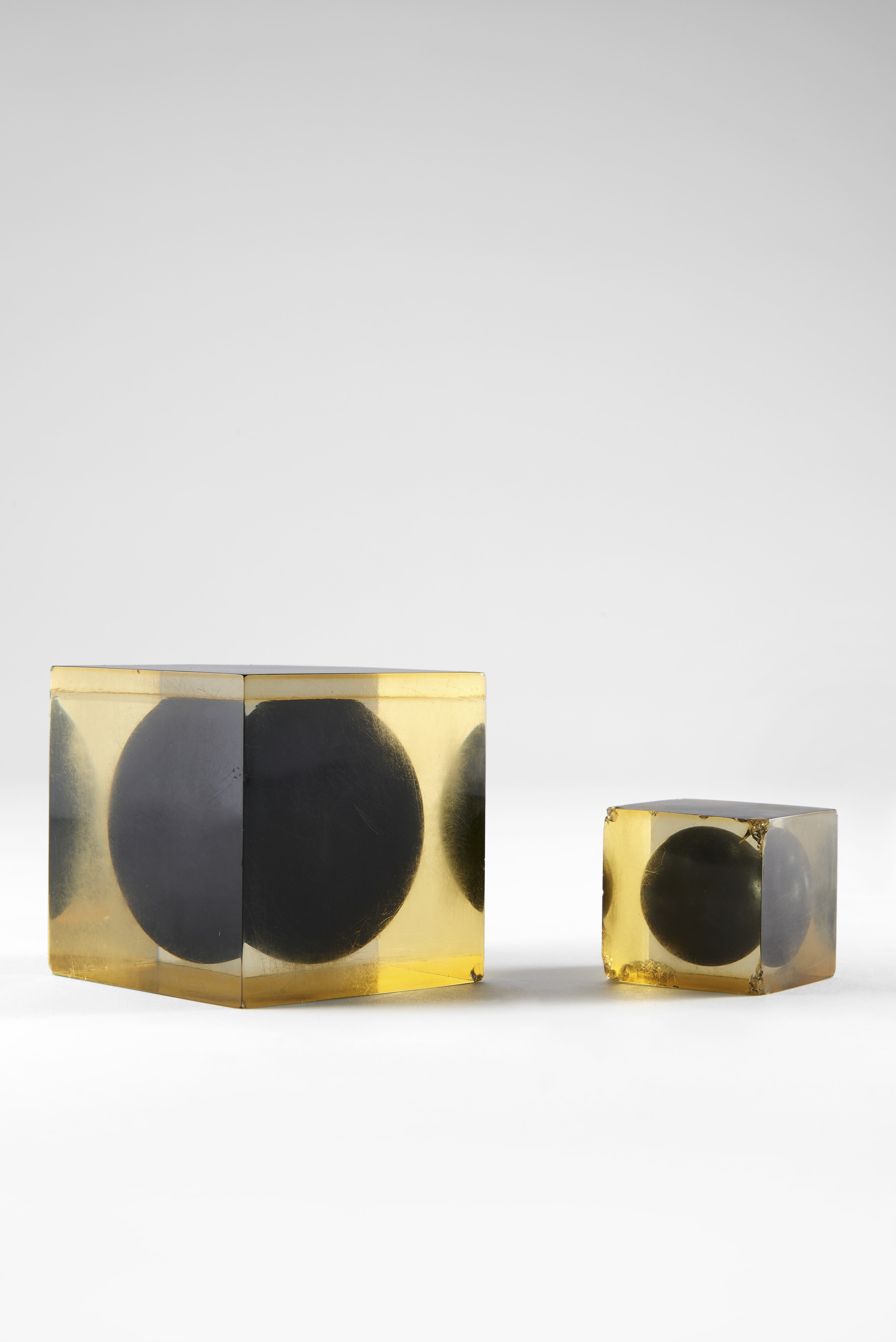 Enzo Mari | Lot of two transparent cubes (1950s - 1960s) | MutualArt