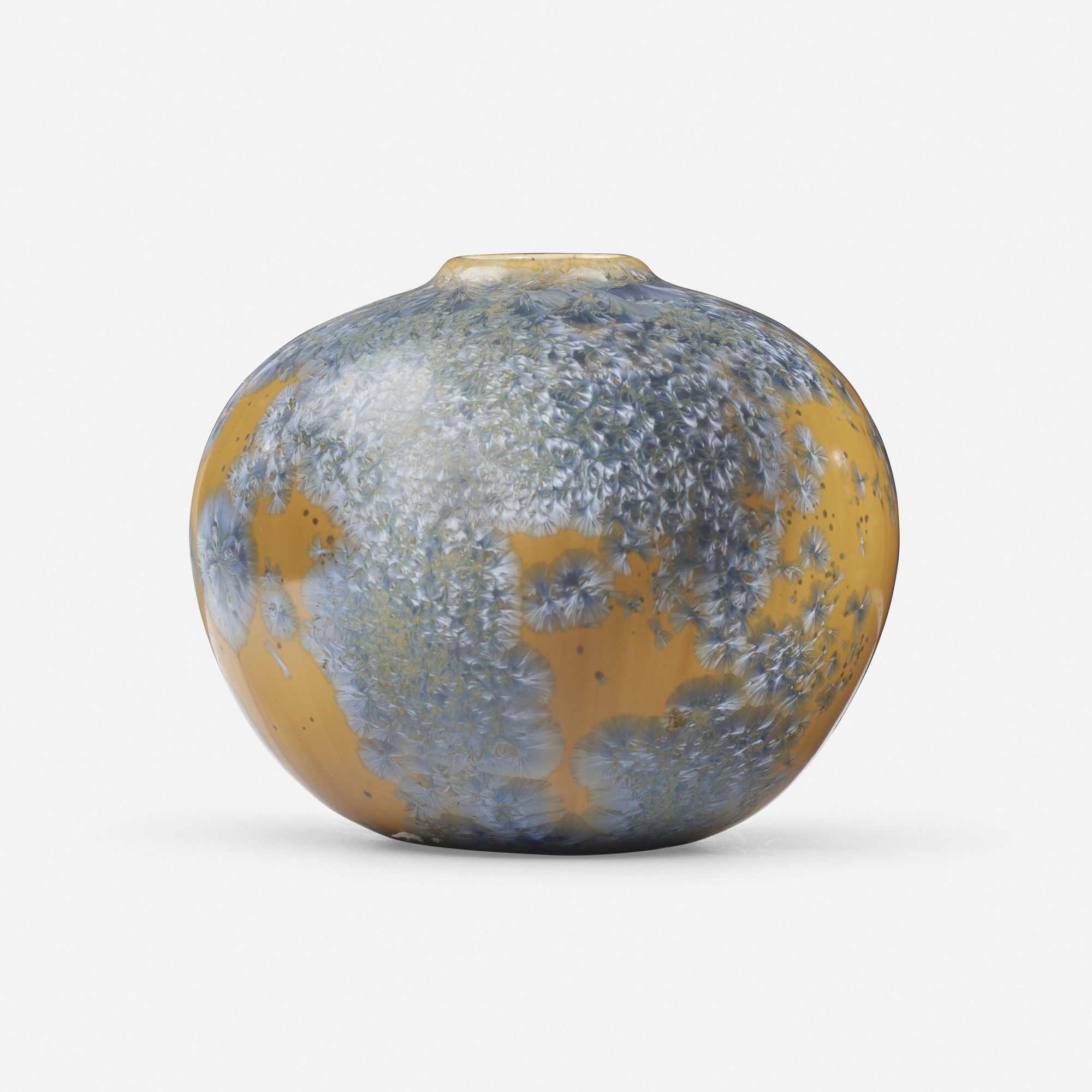 Adelaide Alsop Robineau | Exceptional vase (Circa 1910) | MutualArt