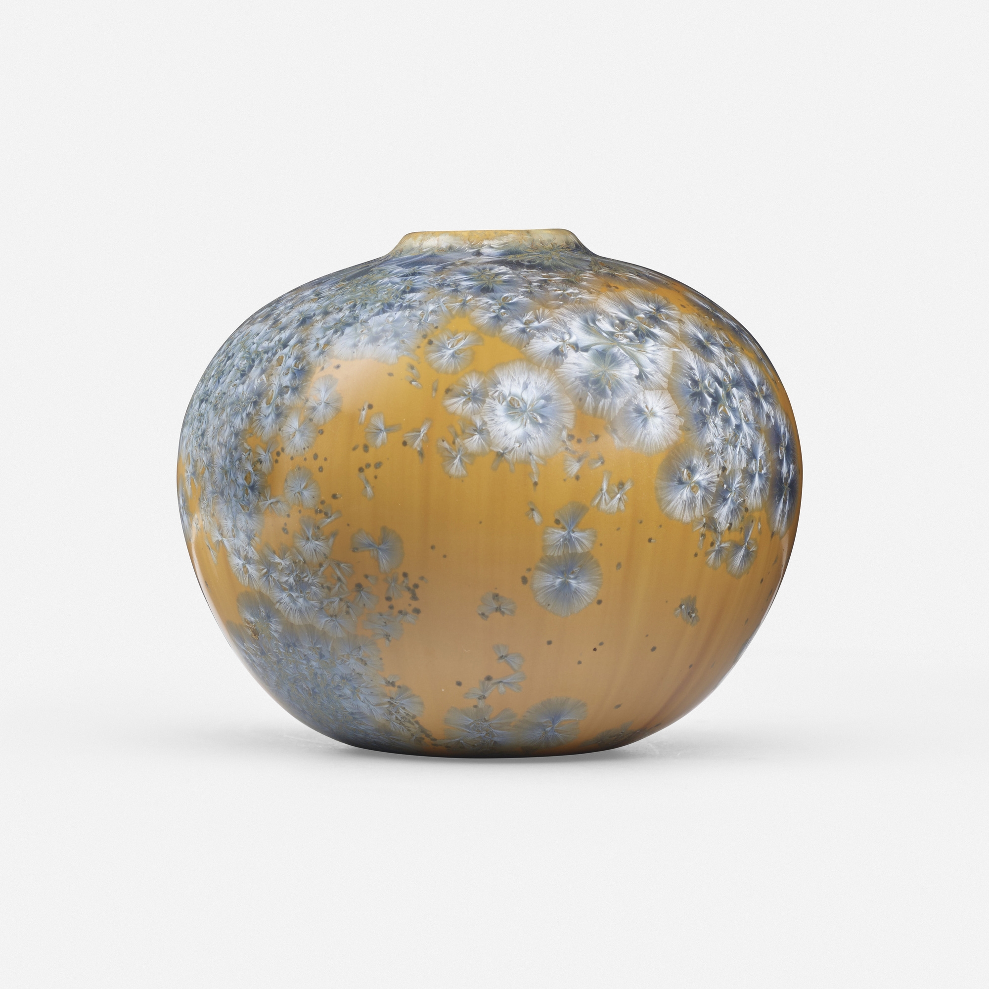 Adelaide Alsop Robineau | Exceptional vase (Circa 1910) | MutualArt