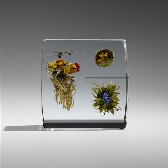 Paul Stankard | Large Botanical paperweight (2011) | MutualArt