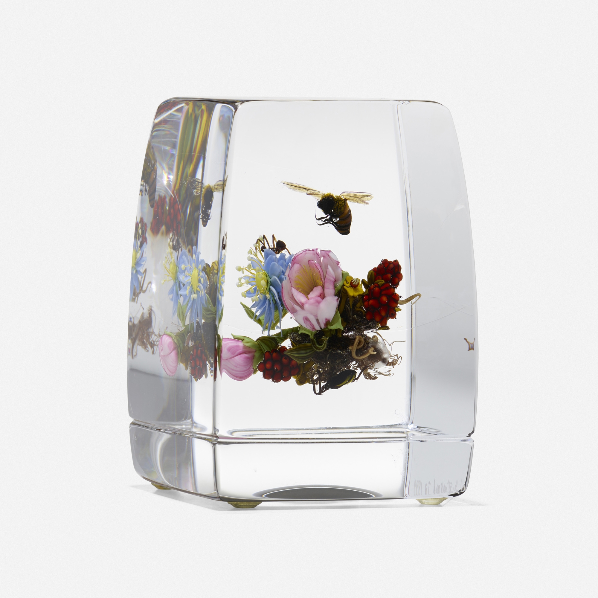 Paul Stankard | Botanical paperweight (1997) | MutualArt