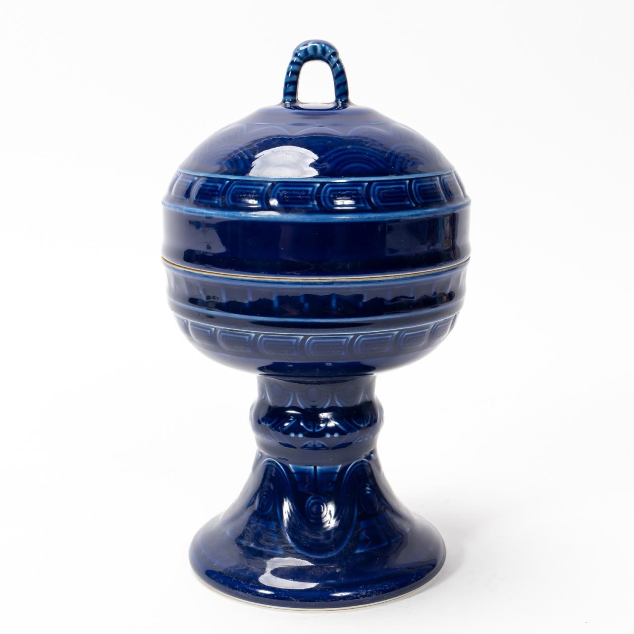 Qianlong | CHINESE COBALT BLUE GLAZED COVERED VESSEL, MARKED | MutualArt