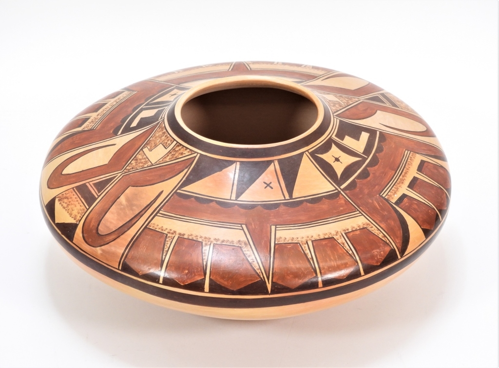 Rachel Sahmie Nampeyo | 2PC Rachel Sahmie Nampeyo Hopi Pottery Vessels ...