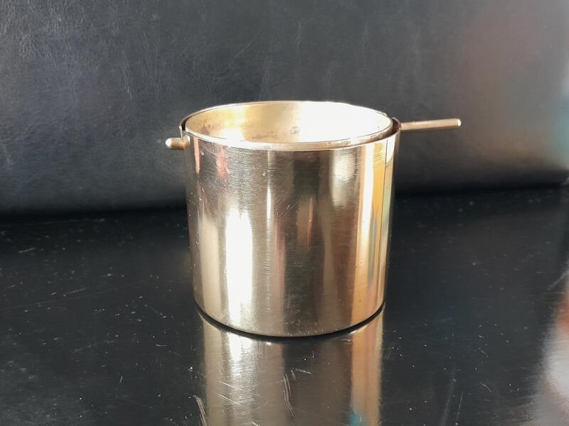 Arne Jacobsen | Cylinda-line | MutualArt