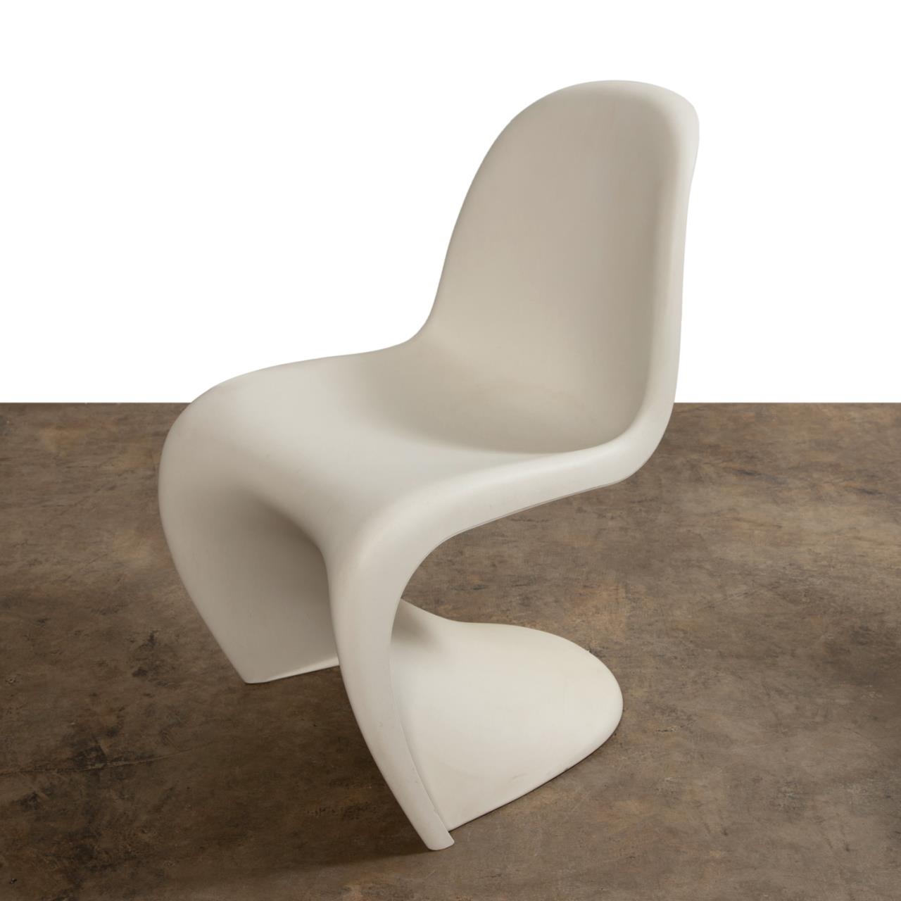 Verner Panton | FOUR VERNER PANTON VITRA MOLDED CHAIRS | MutualArt