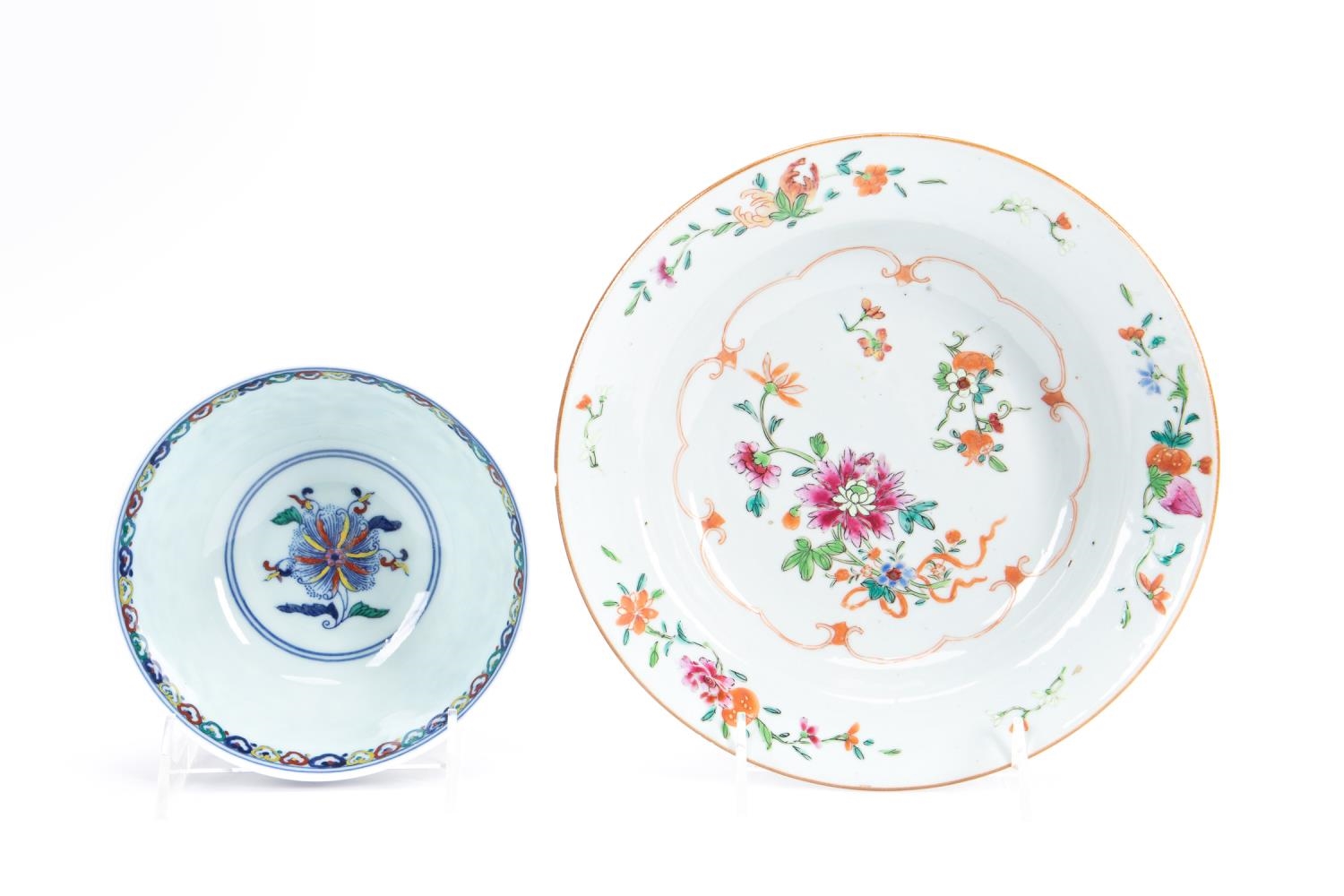 Yongzheng | FIVE CHINESE PORCELAIN TABLE ARTICLES | MutualArt