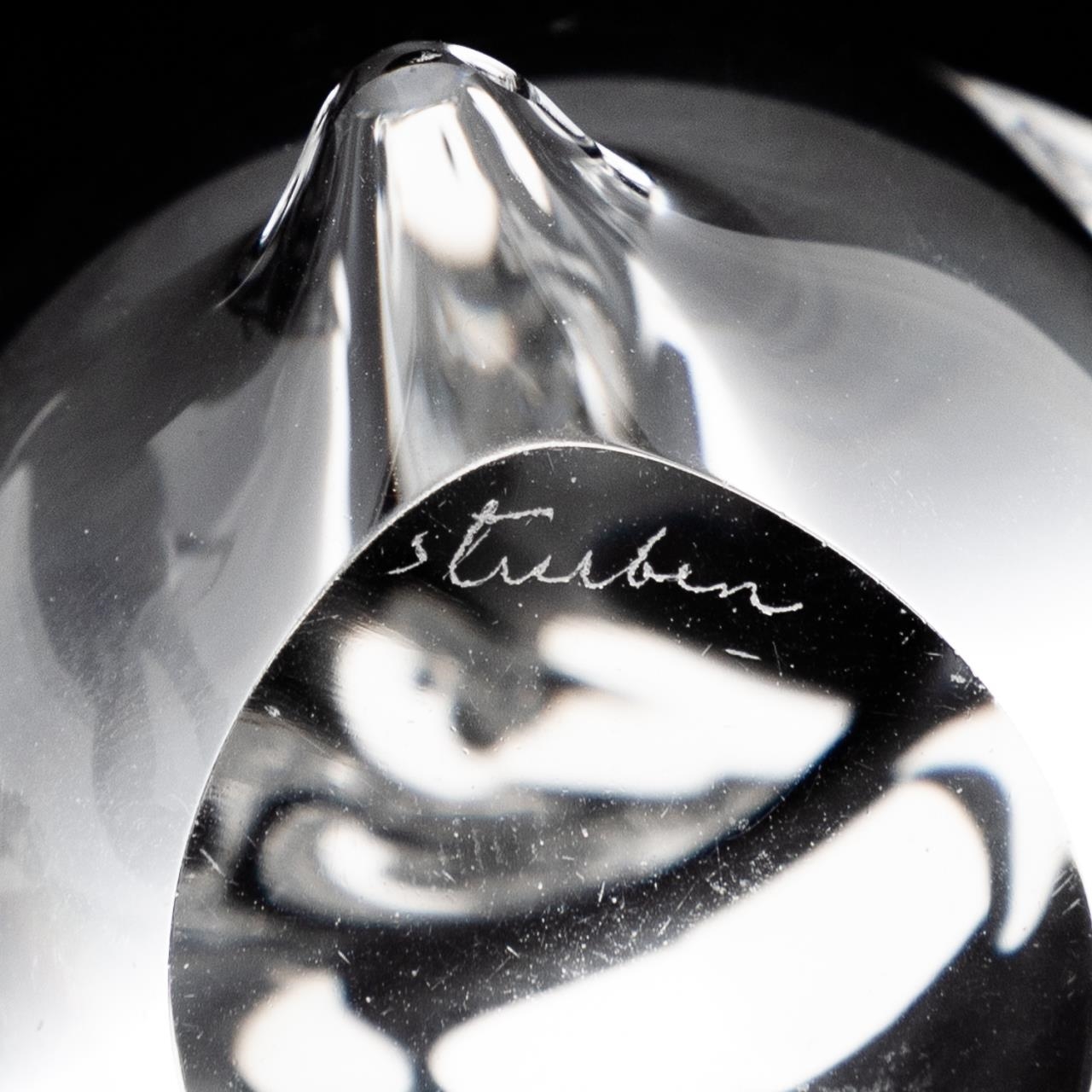 Steuben Glass | THREE STEUBEN CRYSTAL PENGUIN FIGURINES (1973) | MutualArt