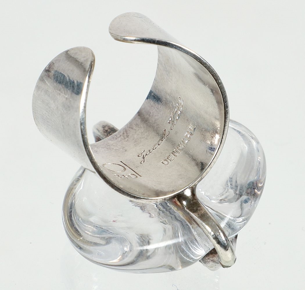 Jacob Hull | interior, 2 3/4 | MutualArt