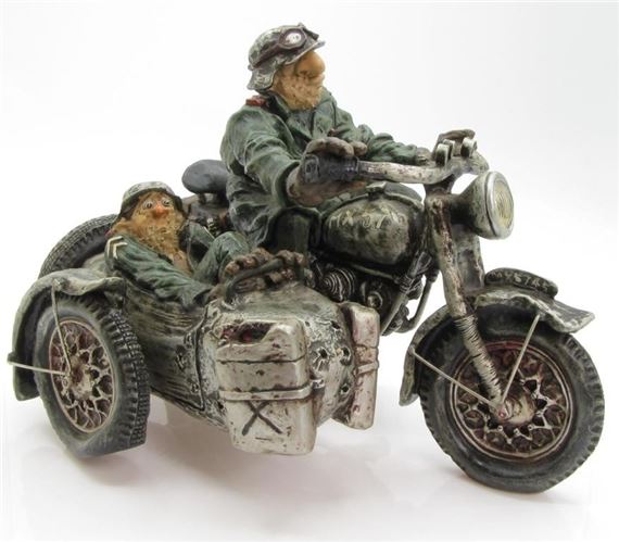 Guillermo Forchino | (2) Guillermo Forchino Resin Sculptures | MutualArt