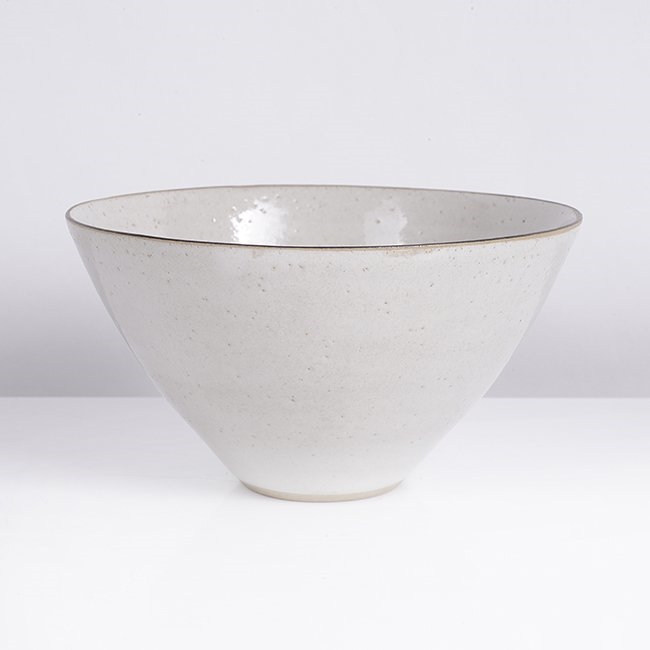 Lucie Rie | Oval bowl (Circa 1947) | MutualArt
