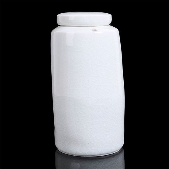 Edmund de Waal | Narrow Lidded Jar (Circa 1997) | MutualArt