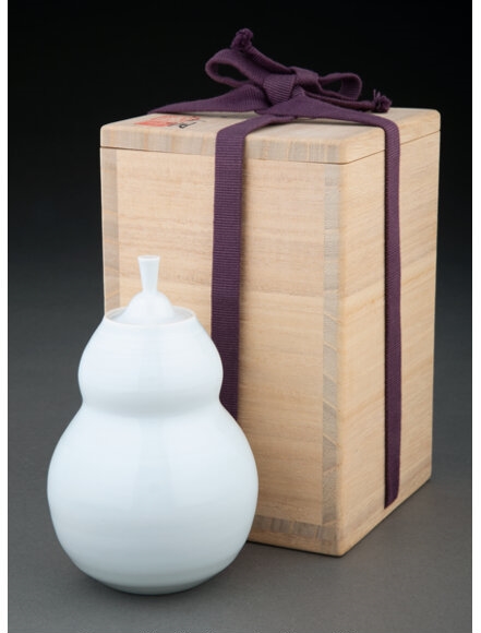 Yagi Akira | Covered Vessel | MutualArt