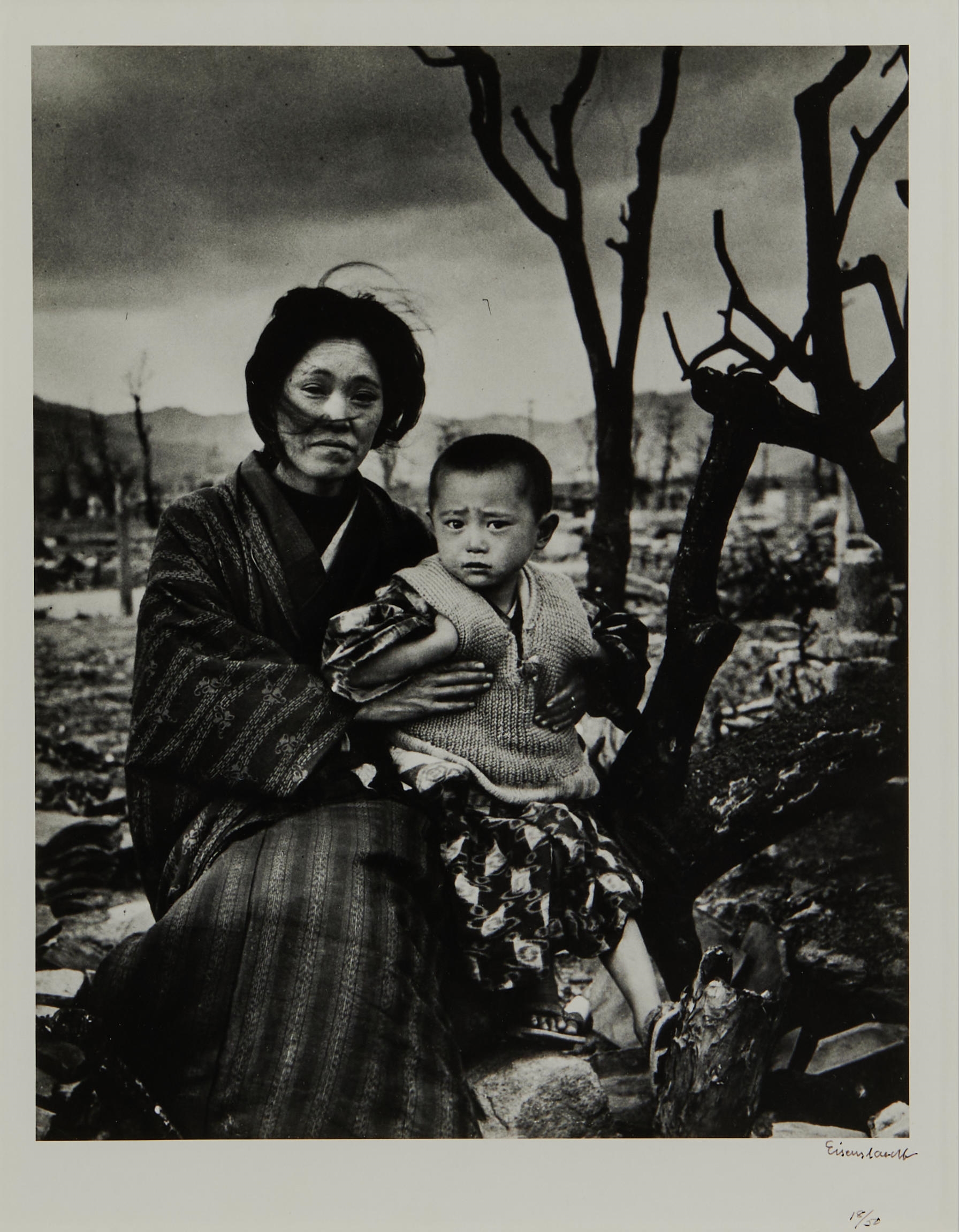 Alfred Eisenstaedt | Mother and Child Four Months After the Atomic Bomb ...
