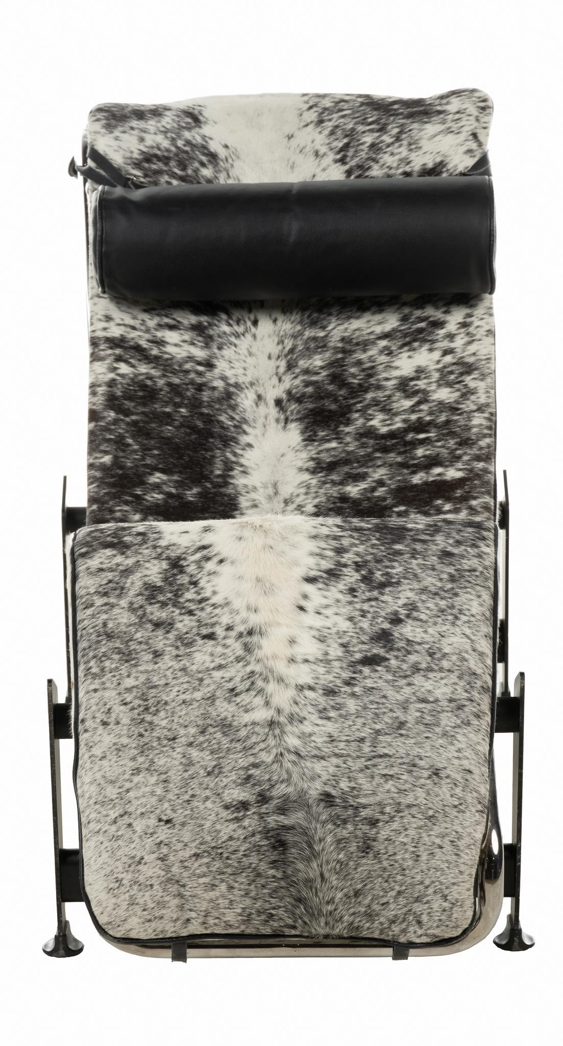 Le Corbusier | Mid-Century Cow Hide Lounge Chair | MutualArt