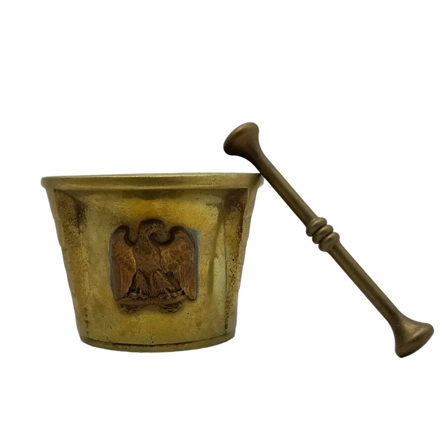 Max Le Verrier | 1-1973) Mortier en bronze à décor d'aigles, signé H ...