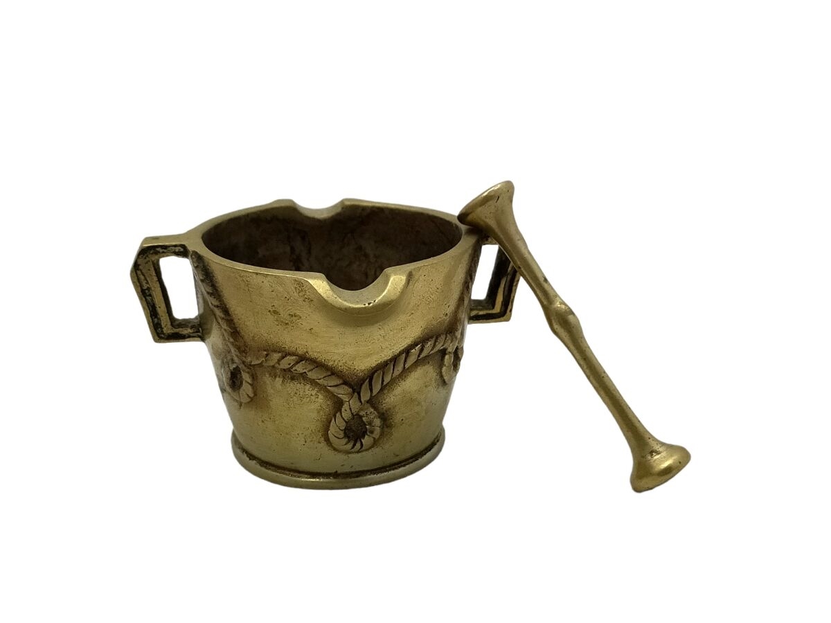 Max Le Verrier | 1-1973) Mortier en bronze à décor d'une corde, signé H ...