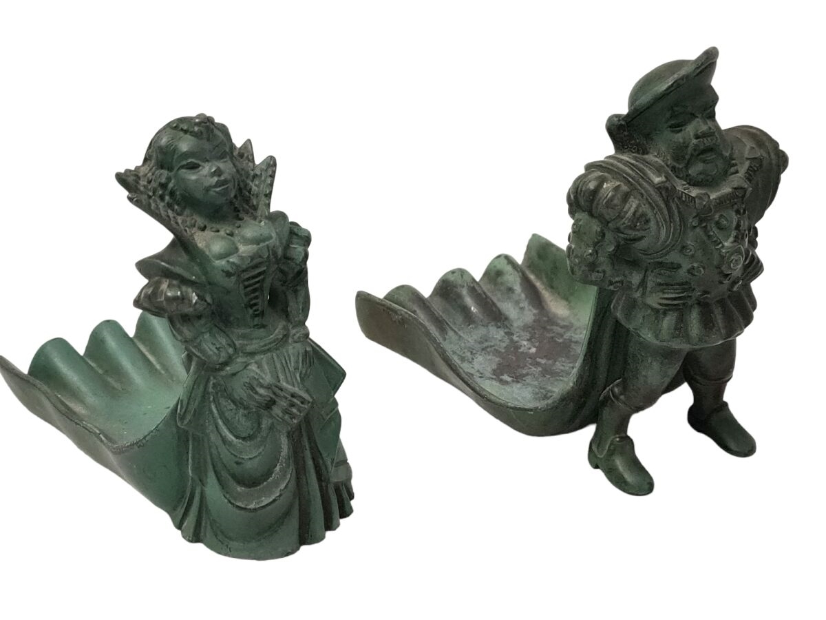 Jean-Paul Le Verrier | 2-1996) Deux vide poches en bronze représentant ...