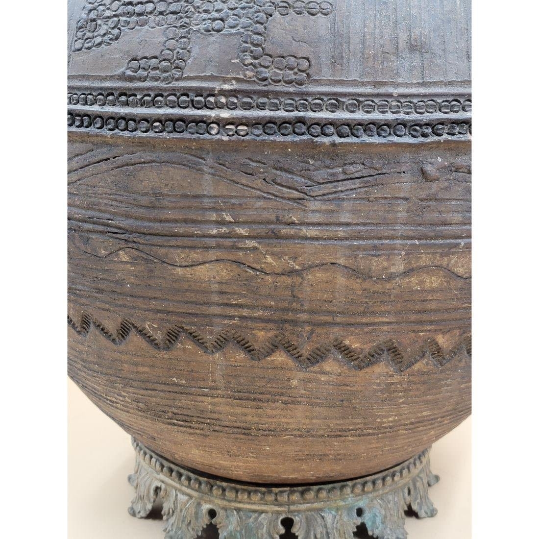 Unknown | Nupe People Nigerian Pottery Vessel | MutualArt