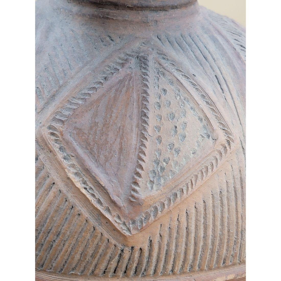 Unknown | Antique Nupe People Nigerian Pottery Vessel | MutualArt