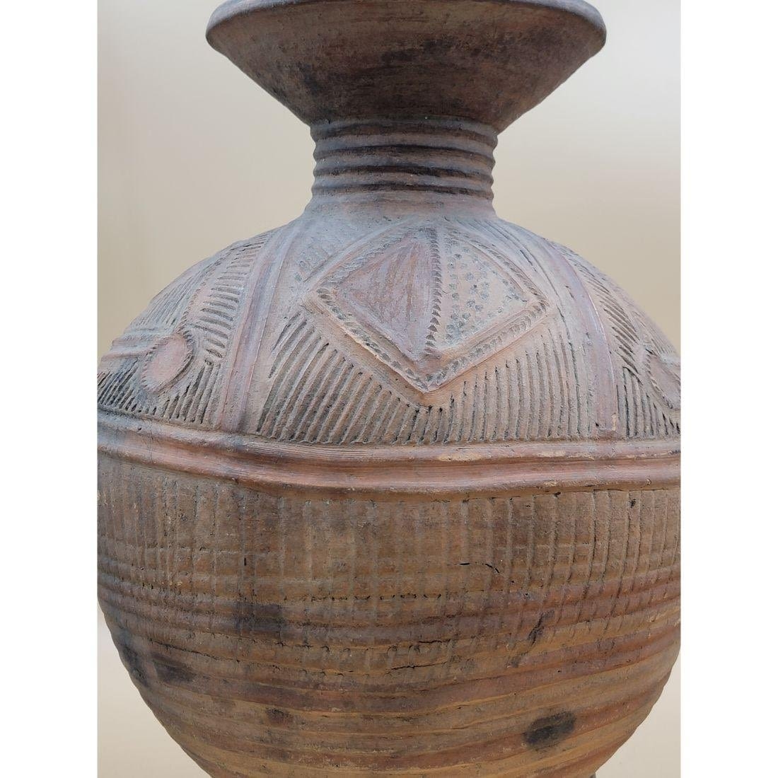 Unknown | Antique Nupe People Nigerian Pottery Vessel | MutualArt